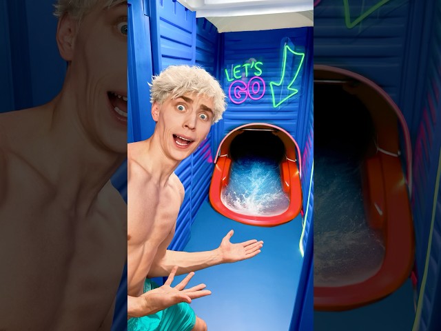 When the toilet is occupied! 🎢 🚽